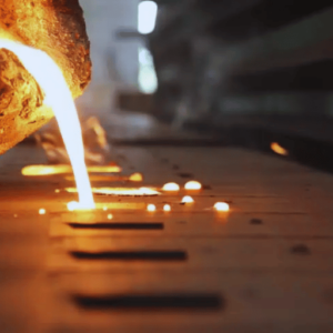 Mastering Metal Casting: The Art of Pouring Molten Metal into Molds - ETCN